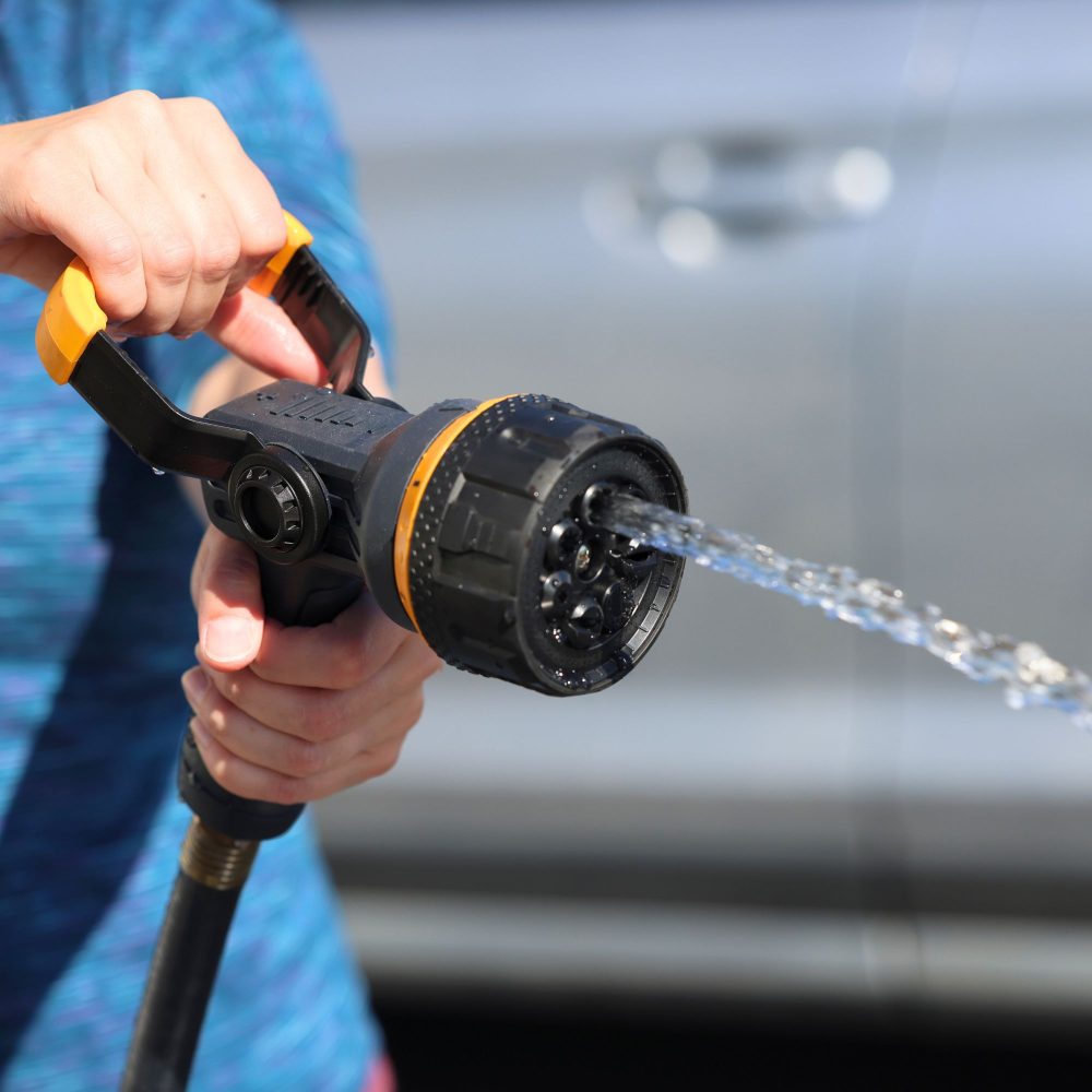 Torrent 7-Pattern Nozzle – Melnor, Inc.